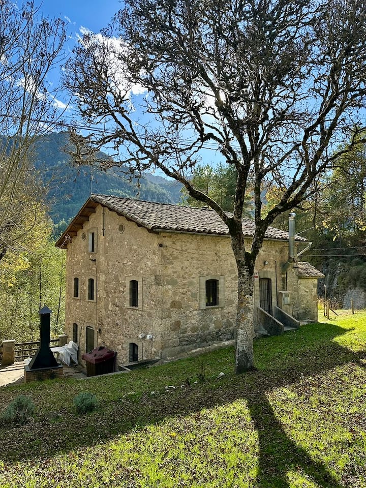 Masía Exclusiva Con Río Y Poza - Solsona