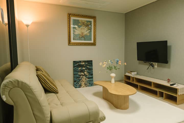 동해 디딤 808호 #동해#묵호#한섬해수욕장인근#오션뷰#신규오픈 - Donghae-si