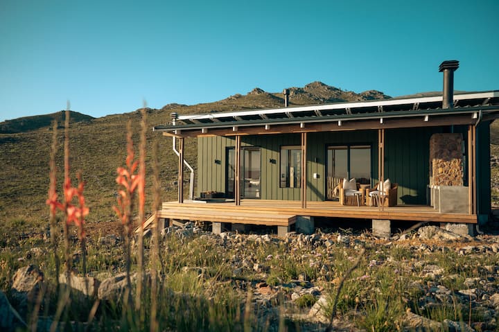 Sola Pod – Private Eco Retreat High Above The Dam - Western Cape