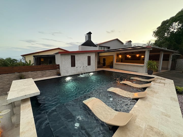 La Ciconia By Ti’planteur
Villa Jusqu’à 12 Pers - La Réunion