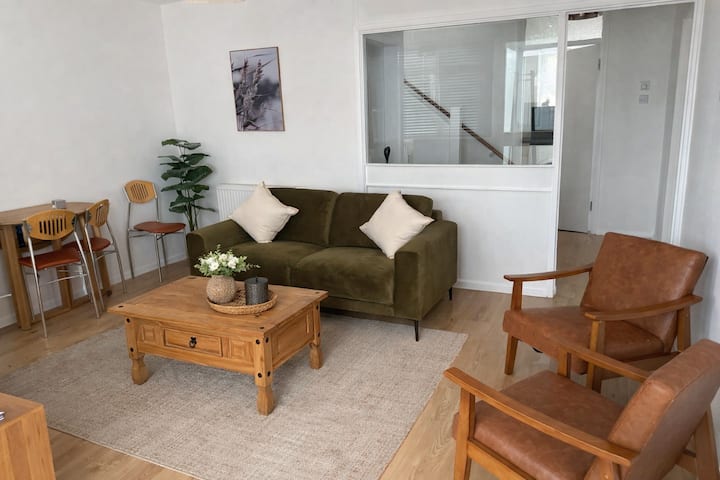 Modern Gem With Parking | Walk To City Centre - Canterbury