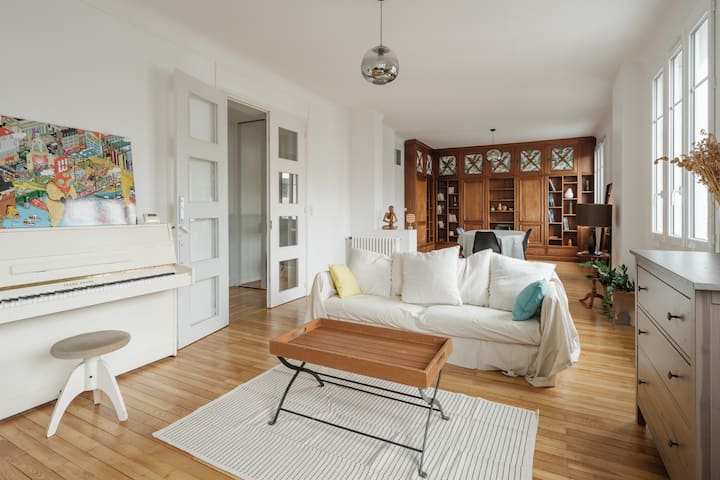 Appartement Spacieux Et Lumineux En Centre-ville - Nantes