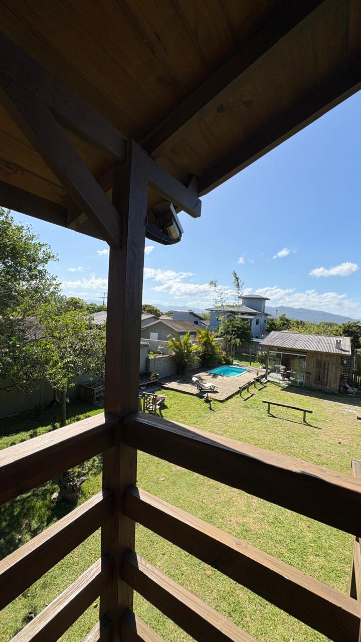 Casa Arraia-mit Pool-schöne Aussicht-Praia do Rosa - Häuser zur Miete ...