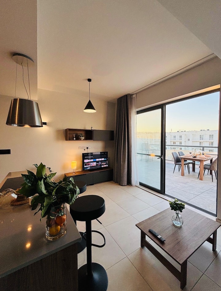 Luxury Penthouse With Private Jacuzzi & Bbq - 馬爾他