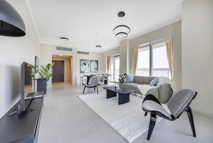 Expansive And Elegant 2br In Ajwan Tower - Abu Dhabi