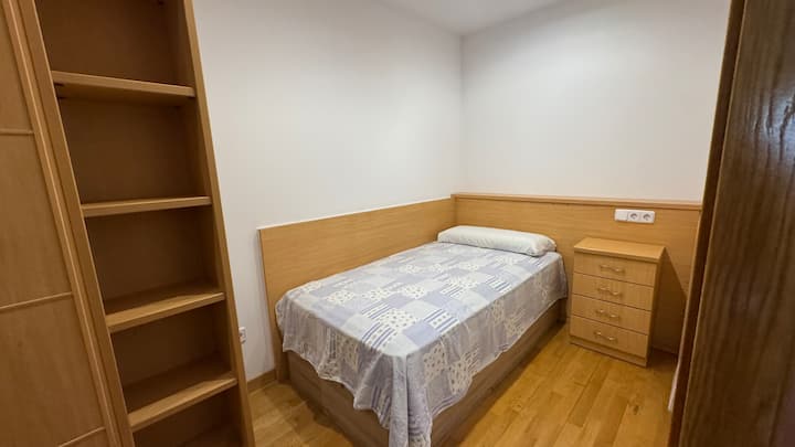 Habitacion En Sabadell Cerca De Todo - Rubí