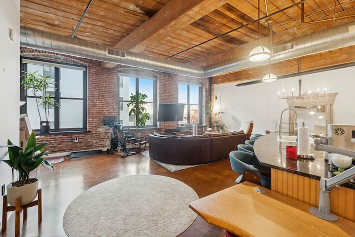 Cozy Northern Liberty Two Bedroom Condo - 캠던