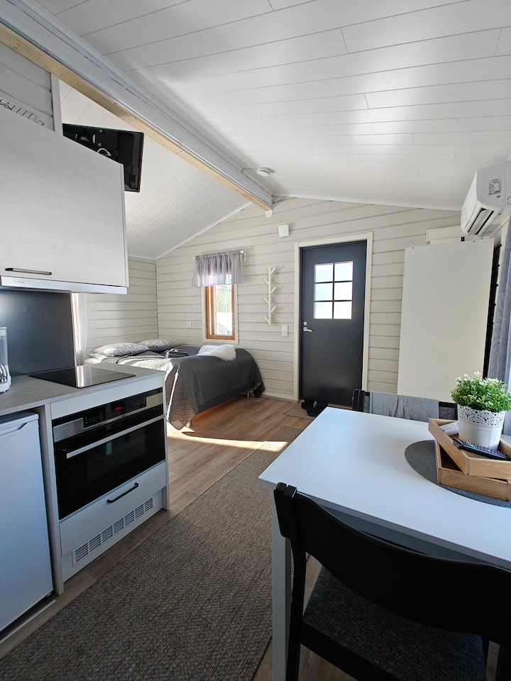 Mökki 2 Hlö, Parivuode, Keittiö Ja Kylpyhuone - Övertorneå