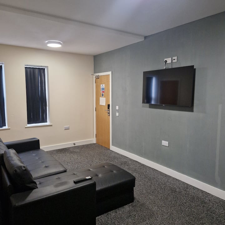 Two Bedroomed Apartment - Kingston upon Hull