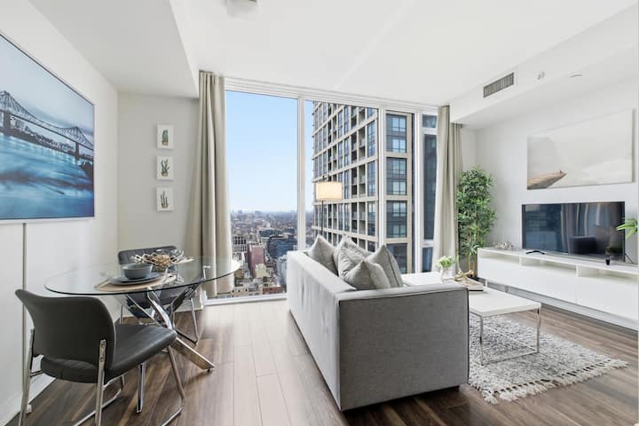 Your Perfectly Placed City Getaway - Toronto