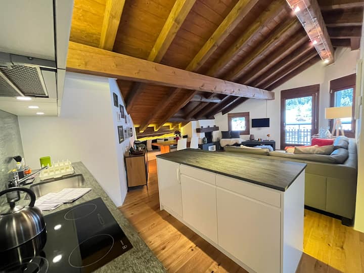 Laax Ski Escape | Cosy Alpine Apartment - Laax