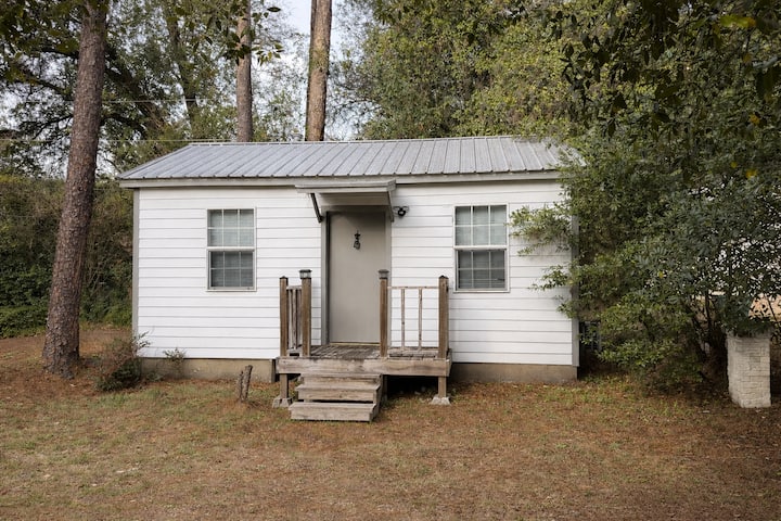 Rawson Circle Cottage - Albany, GA