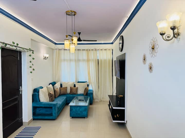 The Bring Your Own Bags [Byob] Spot - Luxe & Ease - Agra