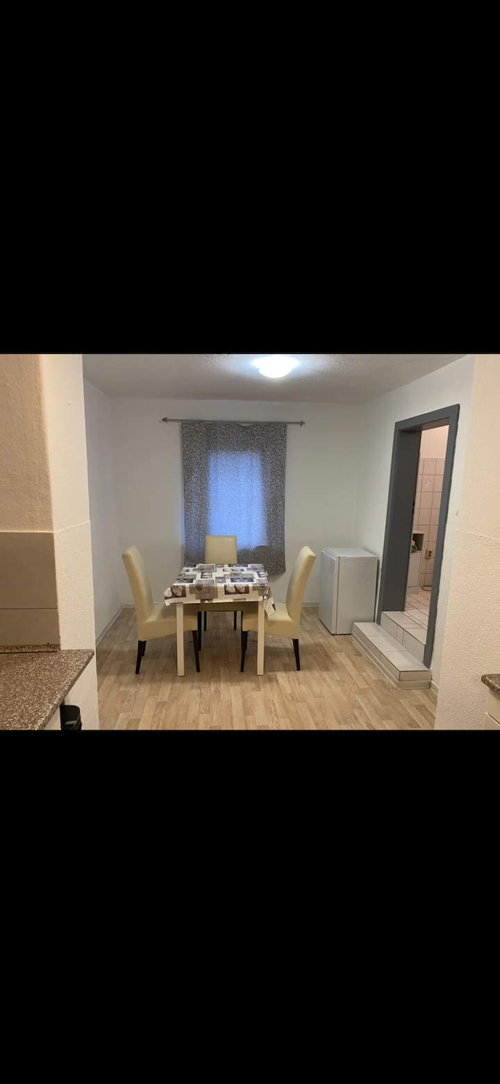 Monteurhaus Für Große Gruppen Bis Zu 18 Personen - Hannover