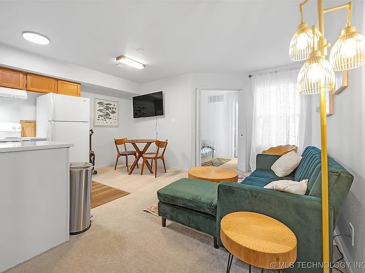 Boho Chic Condo! - Tulsa, OK