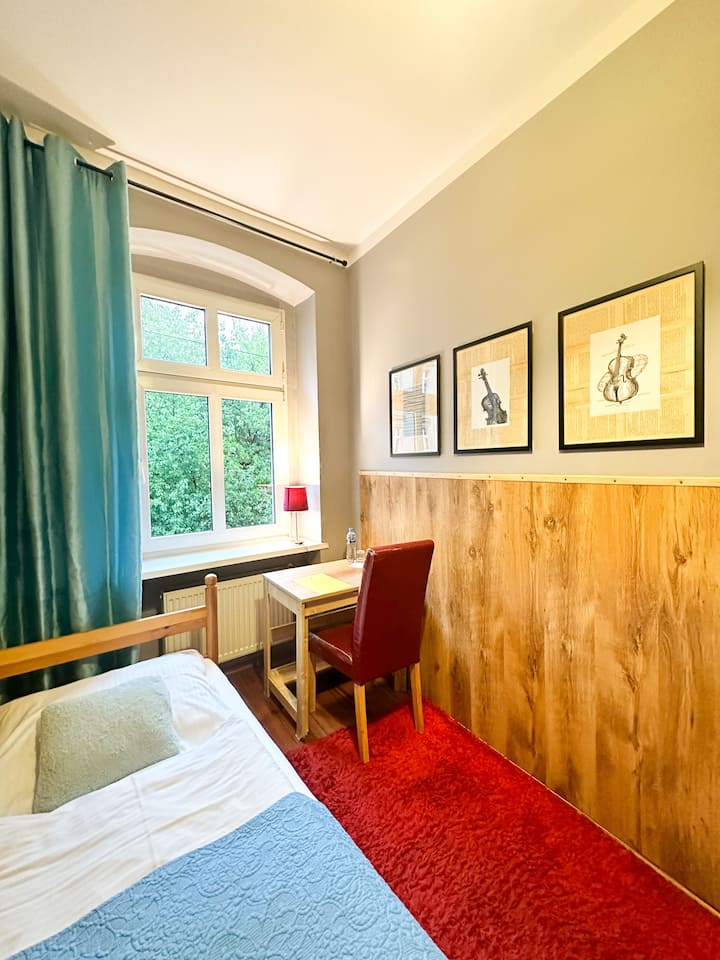 Explorer B&b - Pokój Jednoosobowy - Poznań