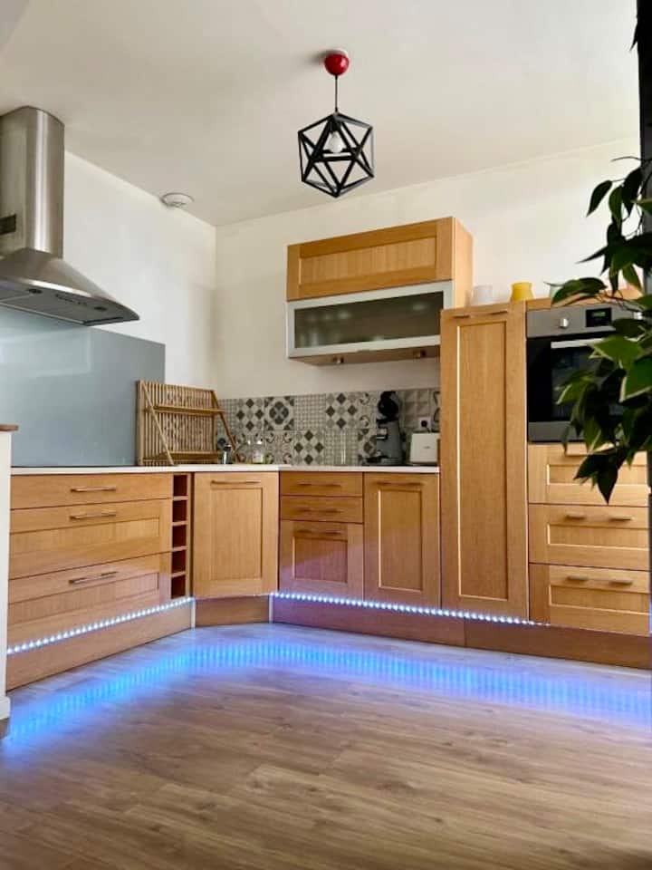 Duplex T4 De Charme : Vue Abbatiale & 3 Chambres - Aurillac