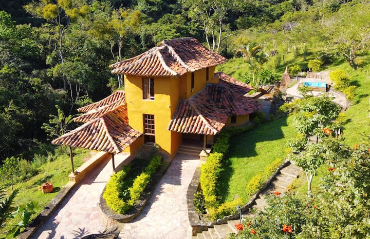 Cabaña Juan Curí | Cascada, Naturaleza Y Relax - Charalá