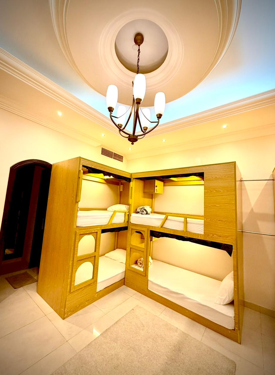 Capsule Nest Elite – Modernes Villa-Hostel - Bed & Breakfasts zur Miete ...