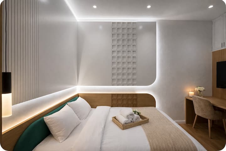 Modern Studio • Best Area + Self Check-in - 티라나