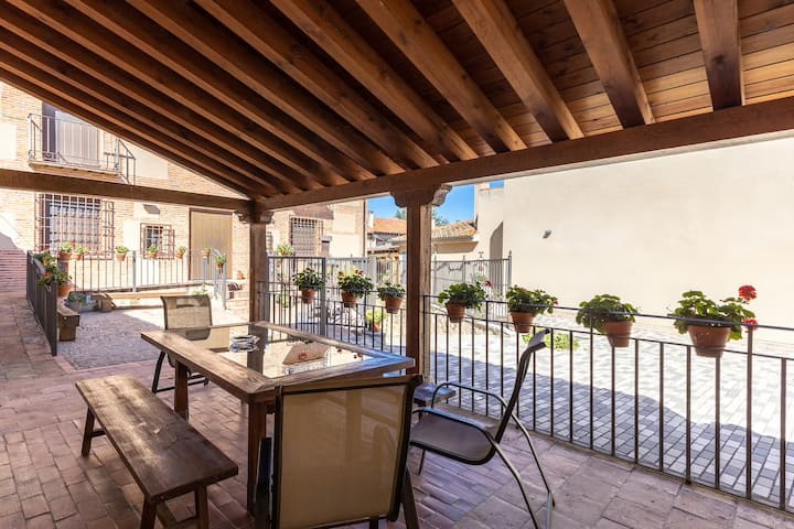 Casas Rurales La Tarja Para Grupos Grandes - Segovia