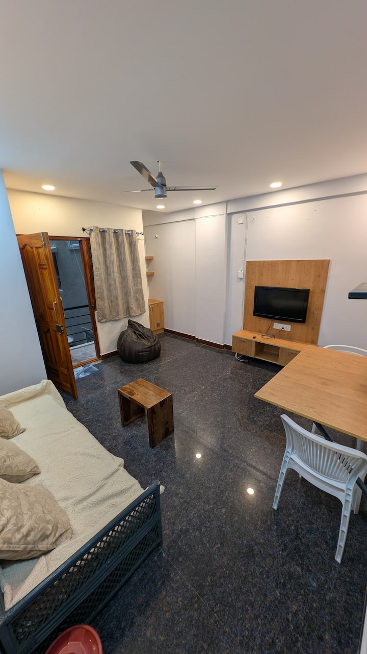 Jewel Creek 
Your Cozy Home Away From Home - Bangalore