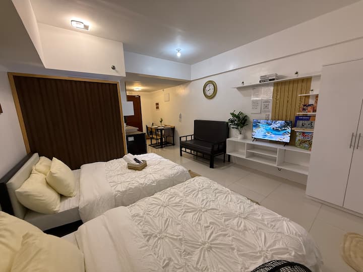 Modern Studio W/ Balcony Near Mines View Baguio - La Trinidad