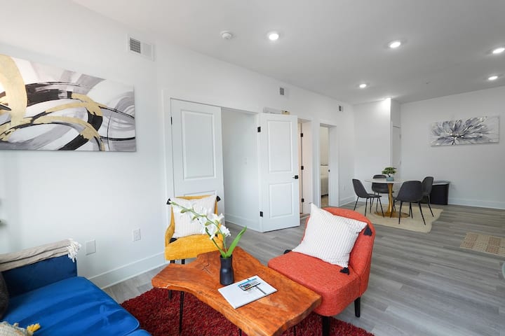Capitol Hill 3 Br Penthouse With Views - Hyattsville, MD