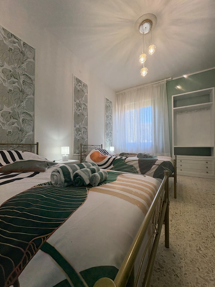 Intero Appartamento Con Parcheggio Privato - Spello