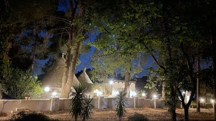 Trulli Sotto I Pini - Apulia