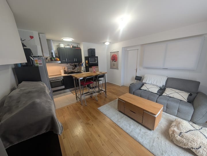 T2 Terrasse - Direct Montmartre (Ligne 12) - Stains