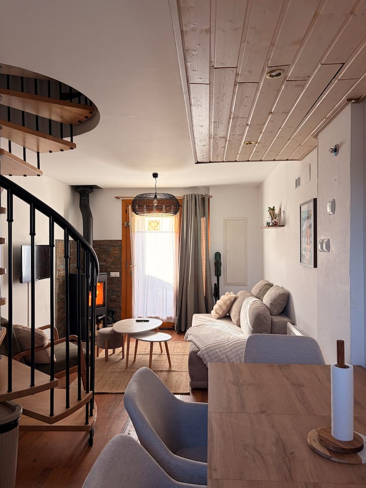 Triplex Des Neiges -Poêle, Navette Station, Jardin - Font-Romeu-Odeillo-Via