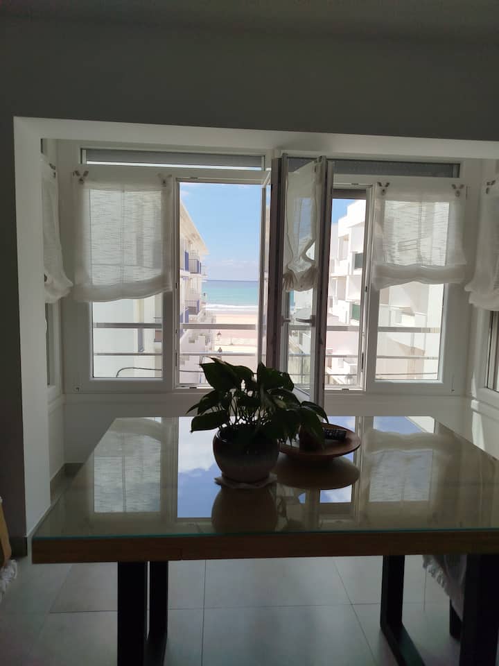 Apartamento En Primera Línea De Playa - Zahara de los Atunes