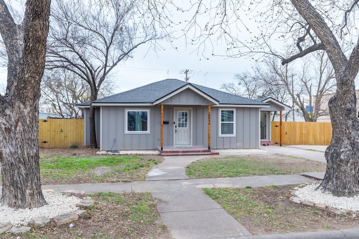 Poplar Pair A - Abilene, TX