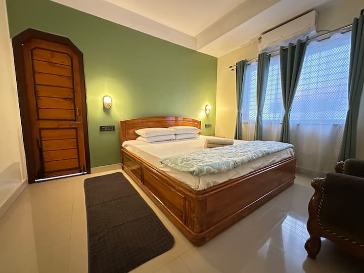 Zen Luxe Abode - 2ac/1bhk 7 Mins From Njp - シリグリ