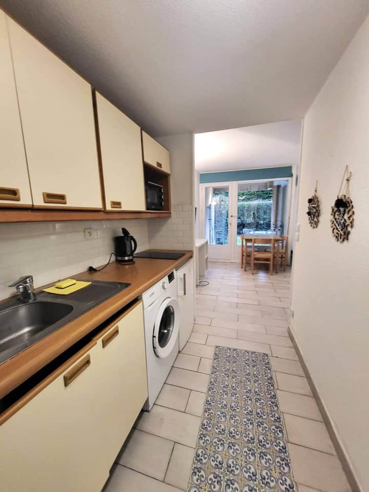 Cozy Studio By The Border - Saint-Genis-Pouilly