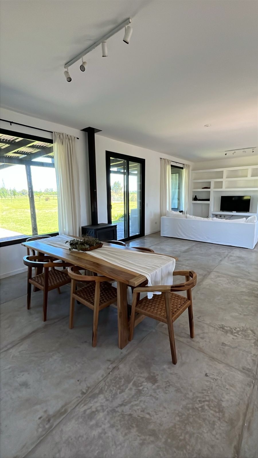 Rural Mediterranean house. Peace and harmony in one place - Houses for ...