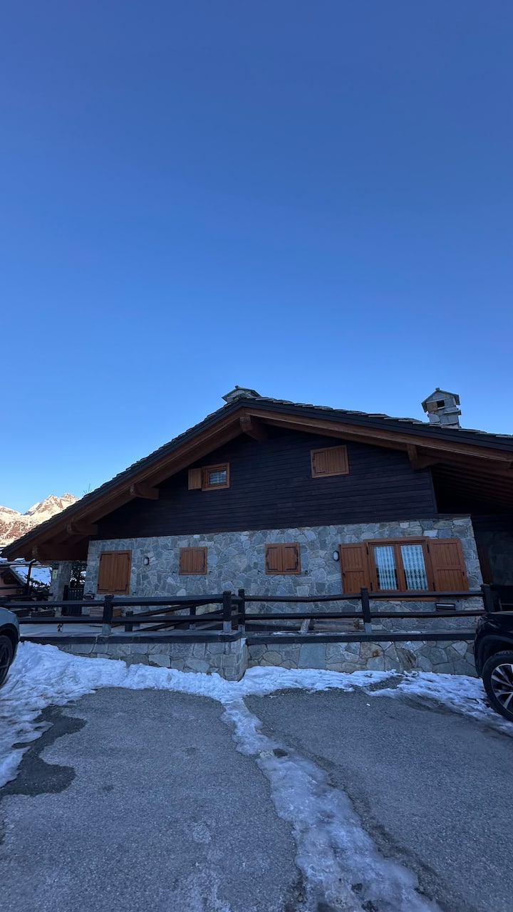 Appartamento In Residence Antagnod - Champoluc