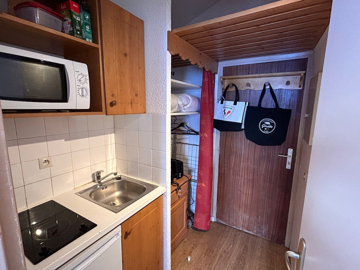 Panorama 180 - Mountain View, Foot of the Slopes - Flats for Rent in ...