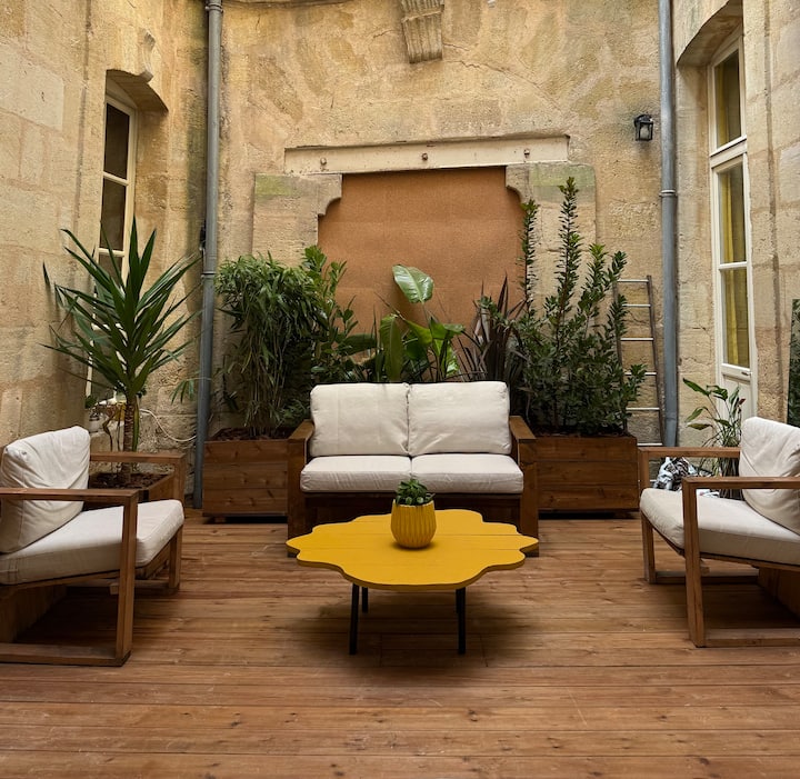 Appartement 78m2 Avec Patio Privé - Grosse Cloche - Bordeaux
