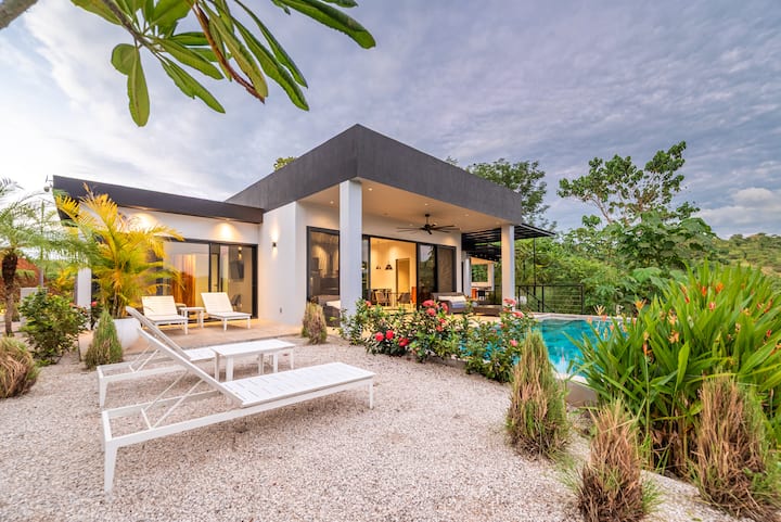 Serenity | Pool, Privacy & Mountain Calm - San Juanillo