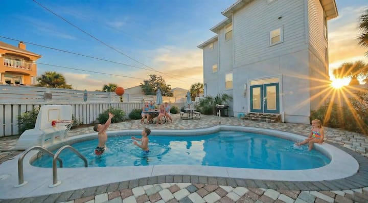 75 Steps To Beach! Private Heated Pool! Quiet Area - Panama City Beach