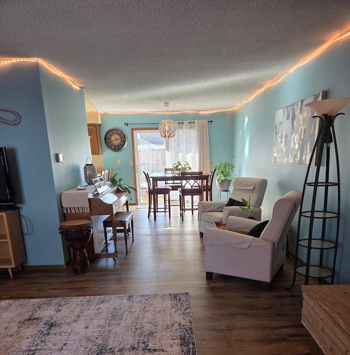 Enjoy This Cozy Home Near Downtown Beaverton - Beaverton, OR