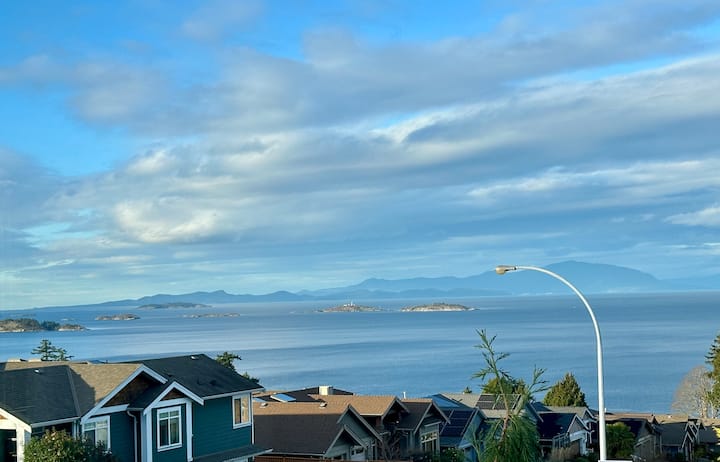 Blueback Beach Family Stay Ocean View - Nanaimo