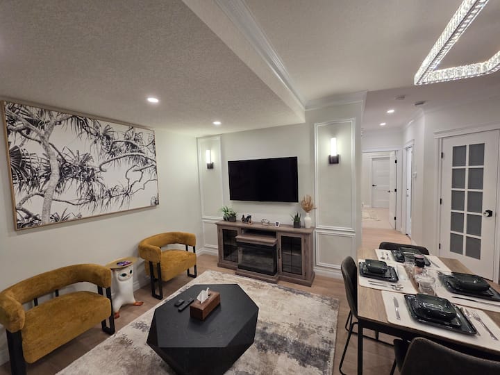 Luxury Suite In Nw Calgary Stoney Trail - Canada