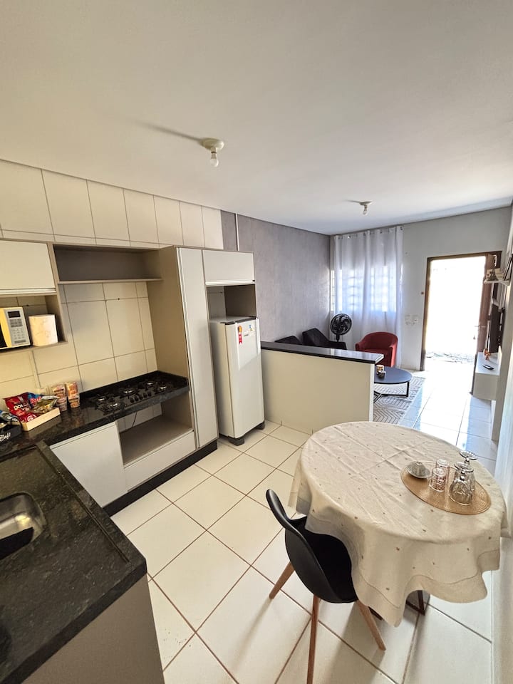 Unidade Com 02 Quartos E Estacionamento Coberto - Lucas do Rio Verde