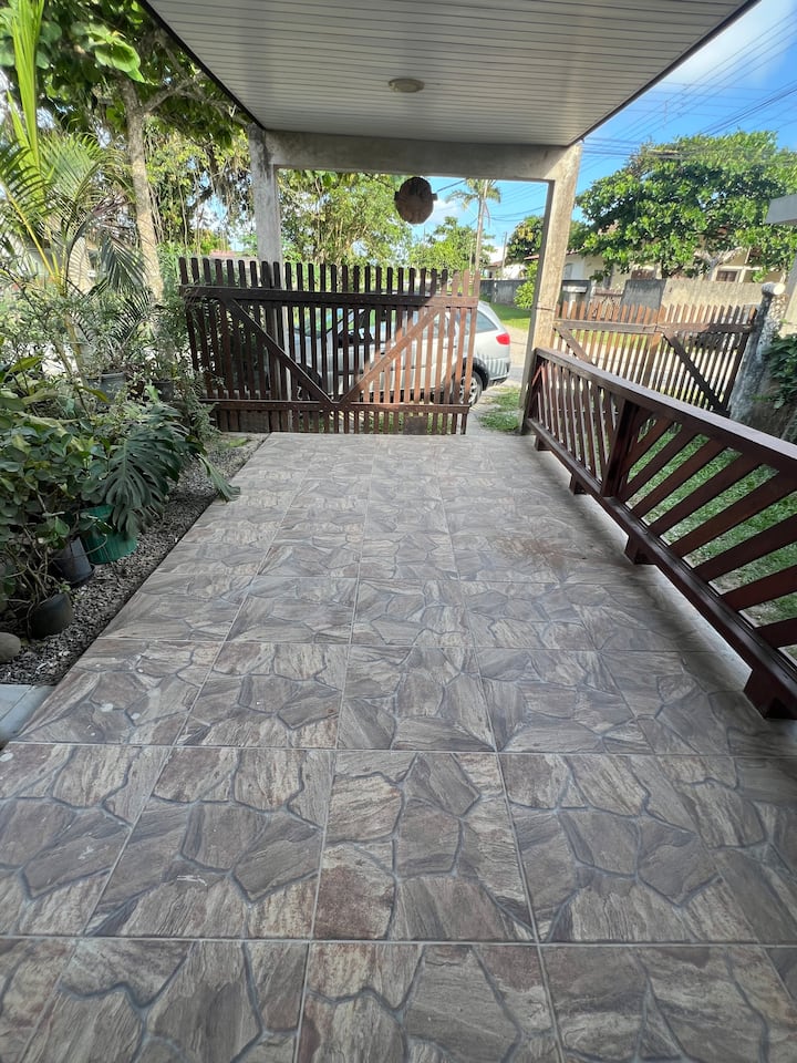 Casa Aconchegante E Espaçosa - 伊塔波阿