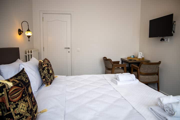 Guzy Hotel Lier Centrum - Lier