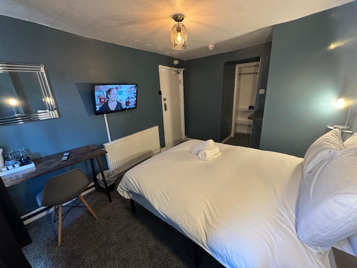 Double Room Steps From The Seafront - Brighton