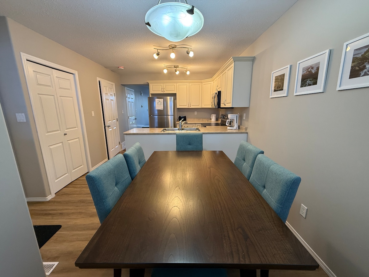 The Mountain Nook - Près du parc national Jasper - Maisons à louer à ...